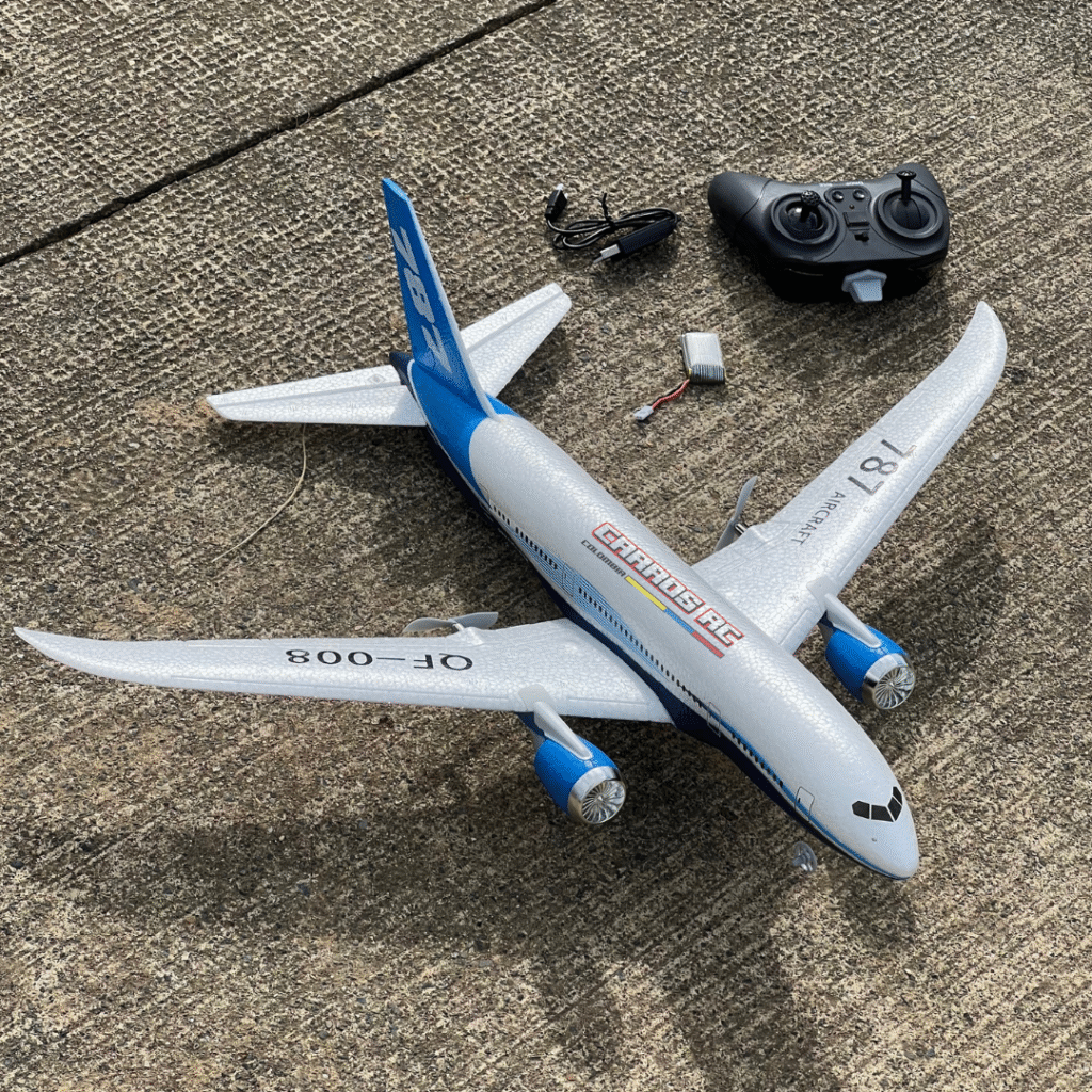 AVION RC BOEING 787 EPP CONTROL REMOTO - Carros RC Colombia